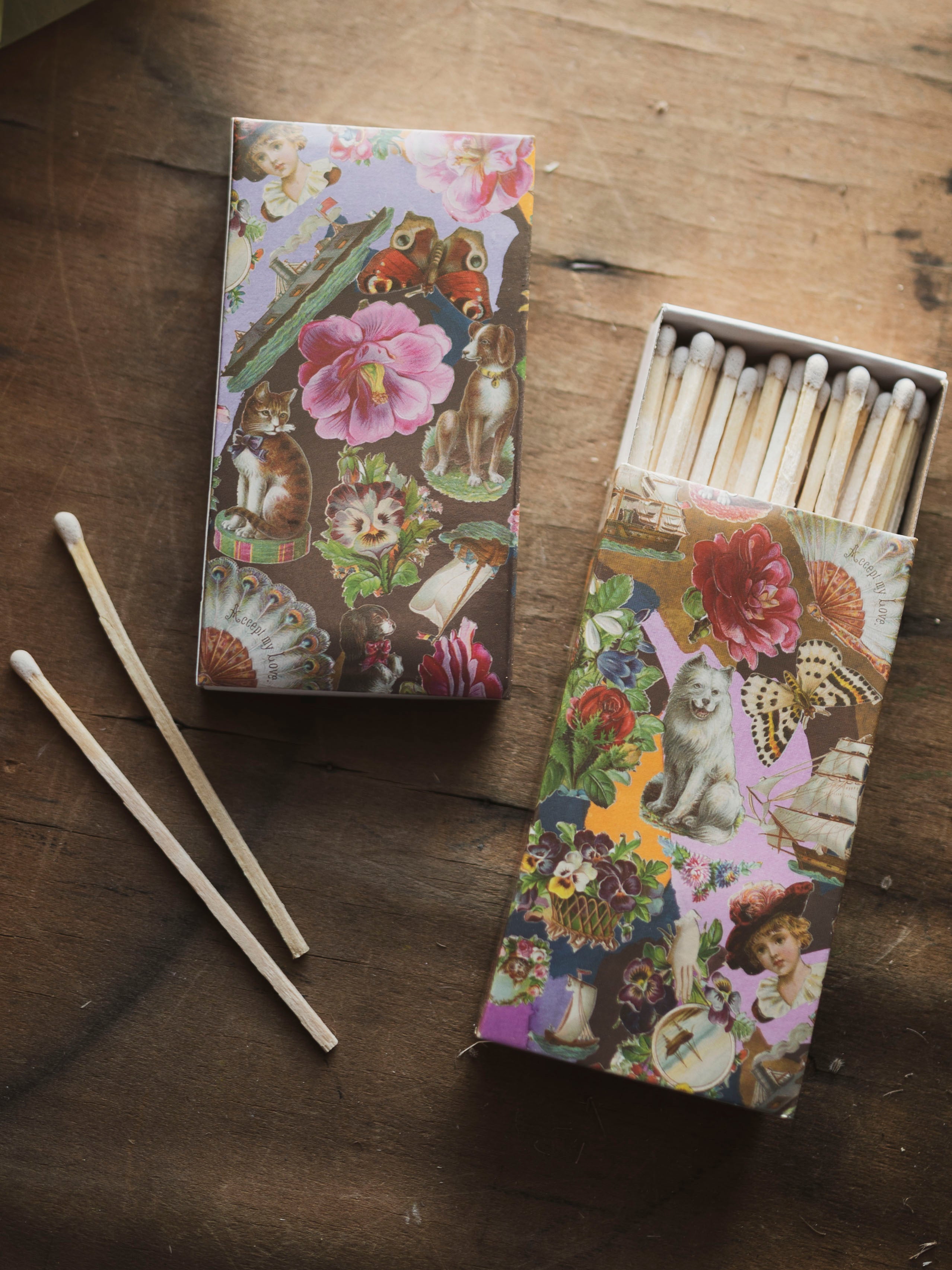 Large Victorian Collage Matchbox, HD1755 – Black Moth