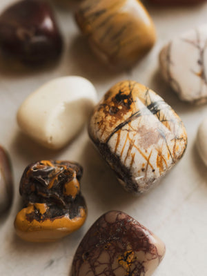 .25-1" Polished Mookaite, RM3010 – Black Moth