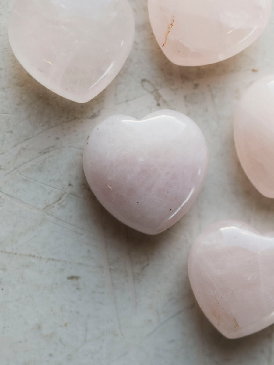 1.25" Rose Quartz Heart, RM138 – Black Moth