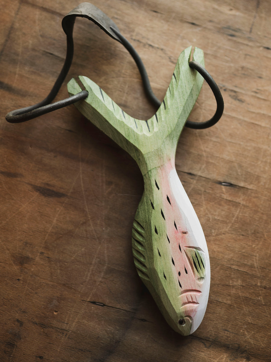 Wood Carved Animal Slingshot, HD944 – Black Moth
