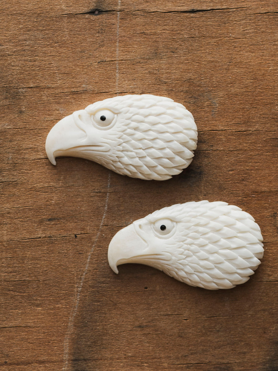 Real Bone Carving, SB1203 – Black Moth